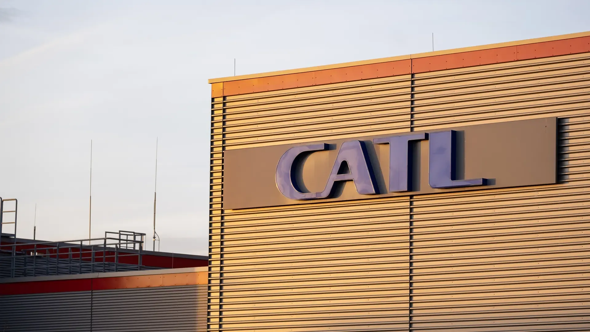 Solar Magazine - Wereldwijd vorig jaar 197 gigawattuur batterijen uitgeleverd, CATL marktleider