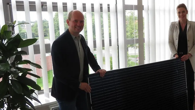 Solar Magazine - Lefier start pilot met Ecorus voor zonnepanelen op 500 ... Solar Magazine - Lefier start pilot met Ecorus voor zonnepanelen op 500 ...