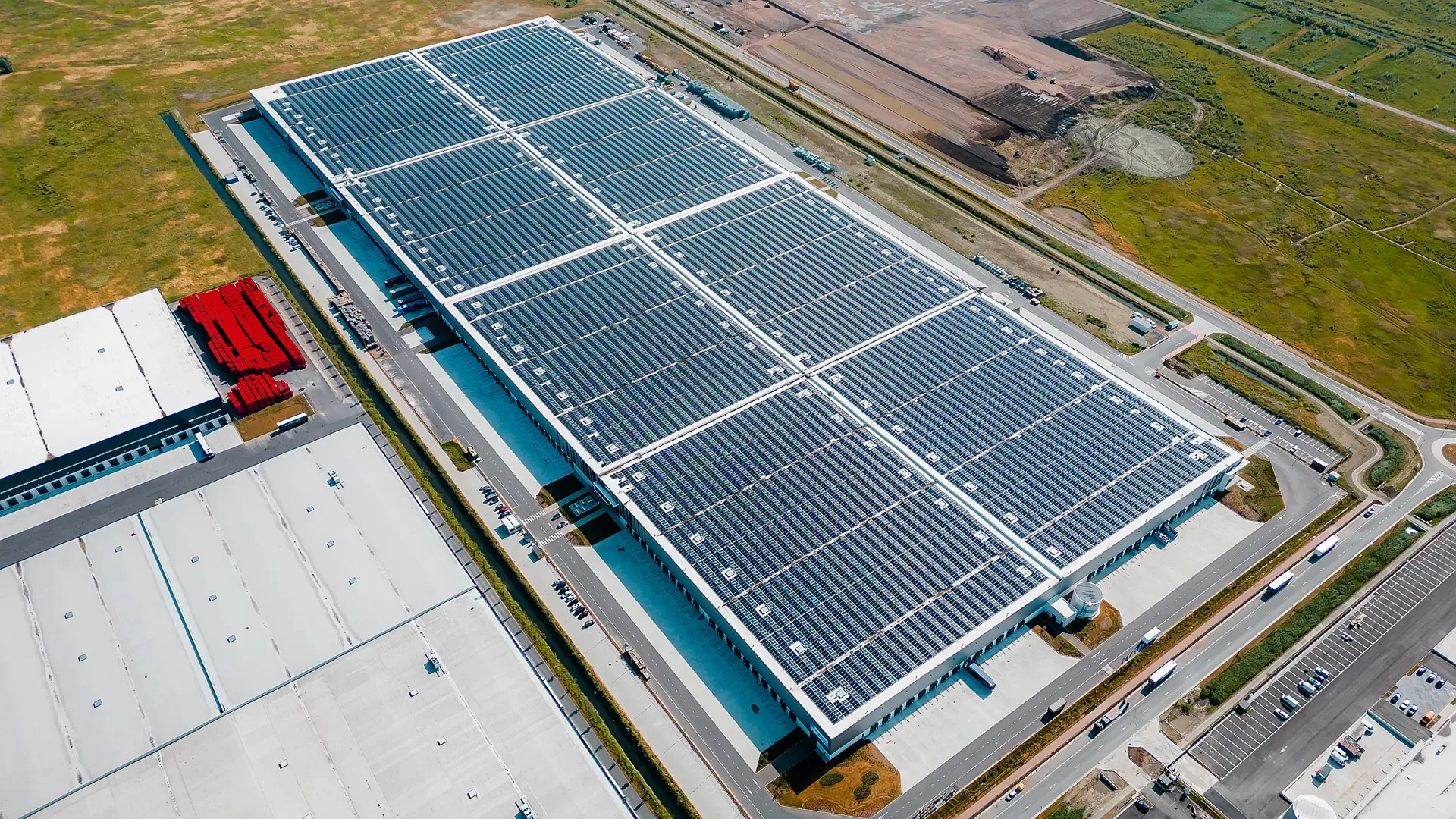 Solar & Storage Magazine - Eneco gaat zonnedak met 37.000 zonnepanelen ...