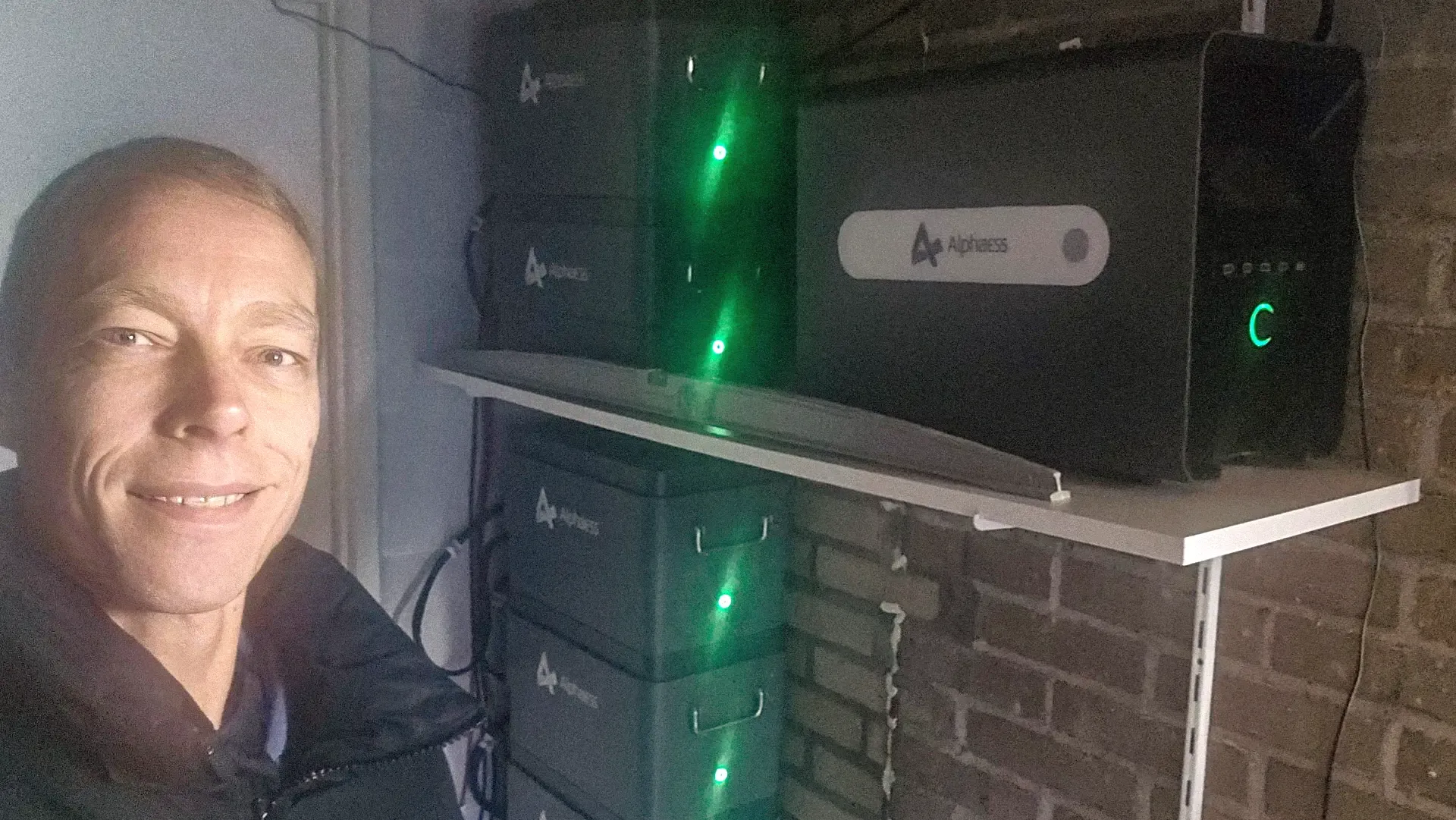 Solar Magazine - EvaPower gestart met uitlevering thuisbatterij met stekker