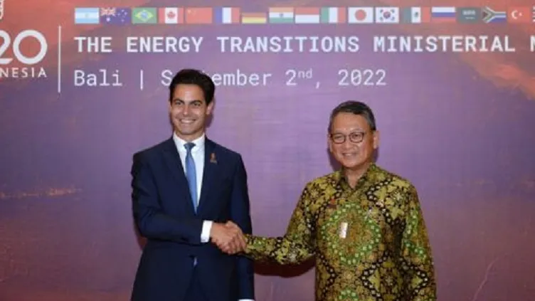 Solar Magazine Samenwerking Nederland En Indonesië Voor Fabriek