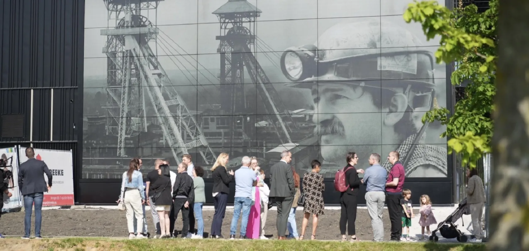 Solar Magazine - Soltech voorziet gevel nieuwe fabriek van zonnepanelen ...