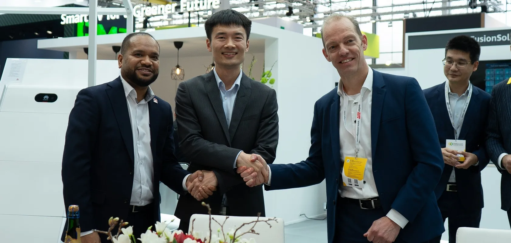 Solar Magazine - Rexel Nederland benoemd tot Huawei Gold Partner