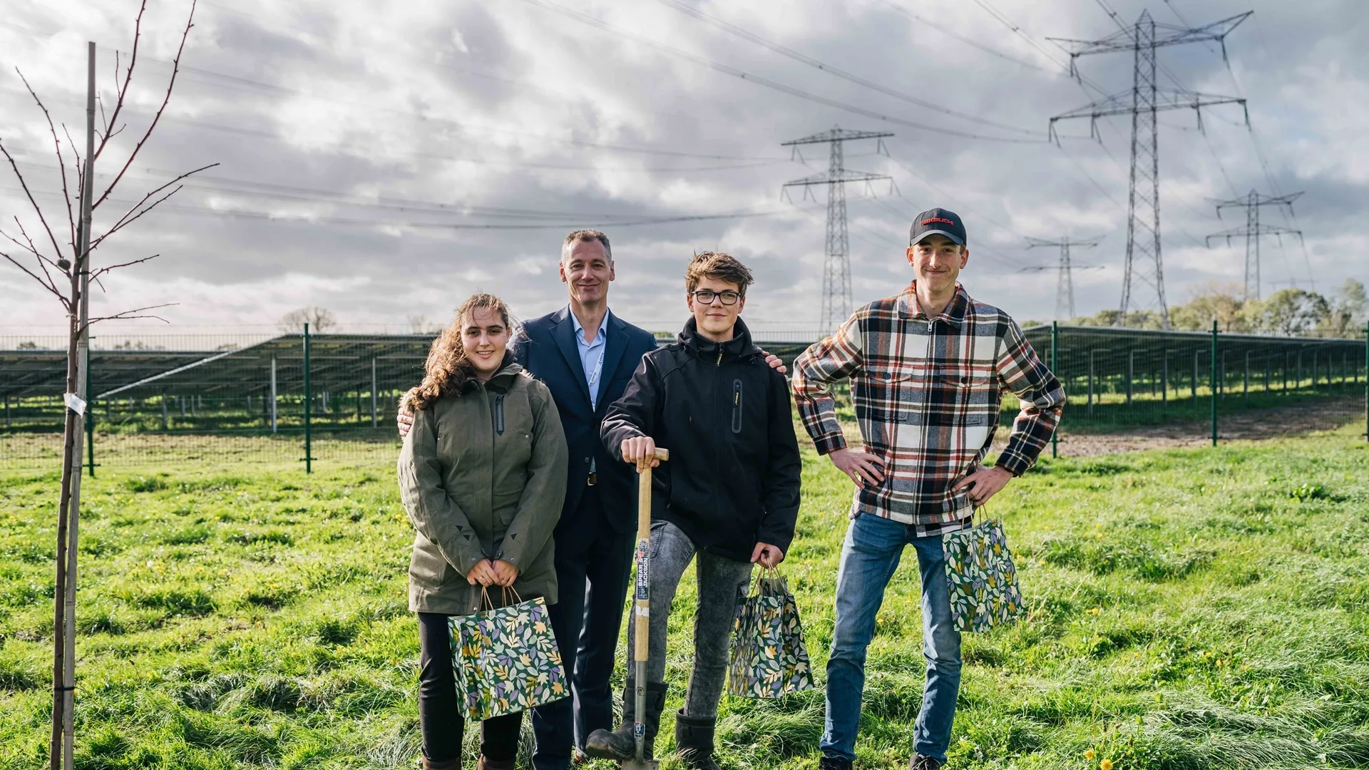 Solar Magazine - Ampyr Solar Nederland opent zonnepark Hoeve de Ruif in ...